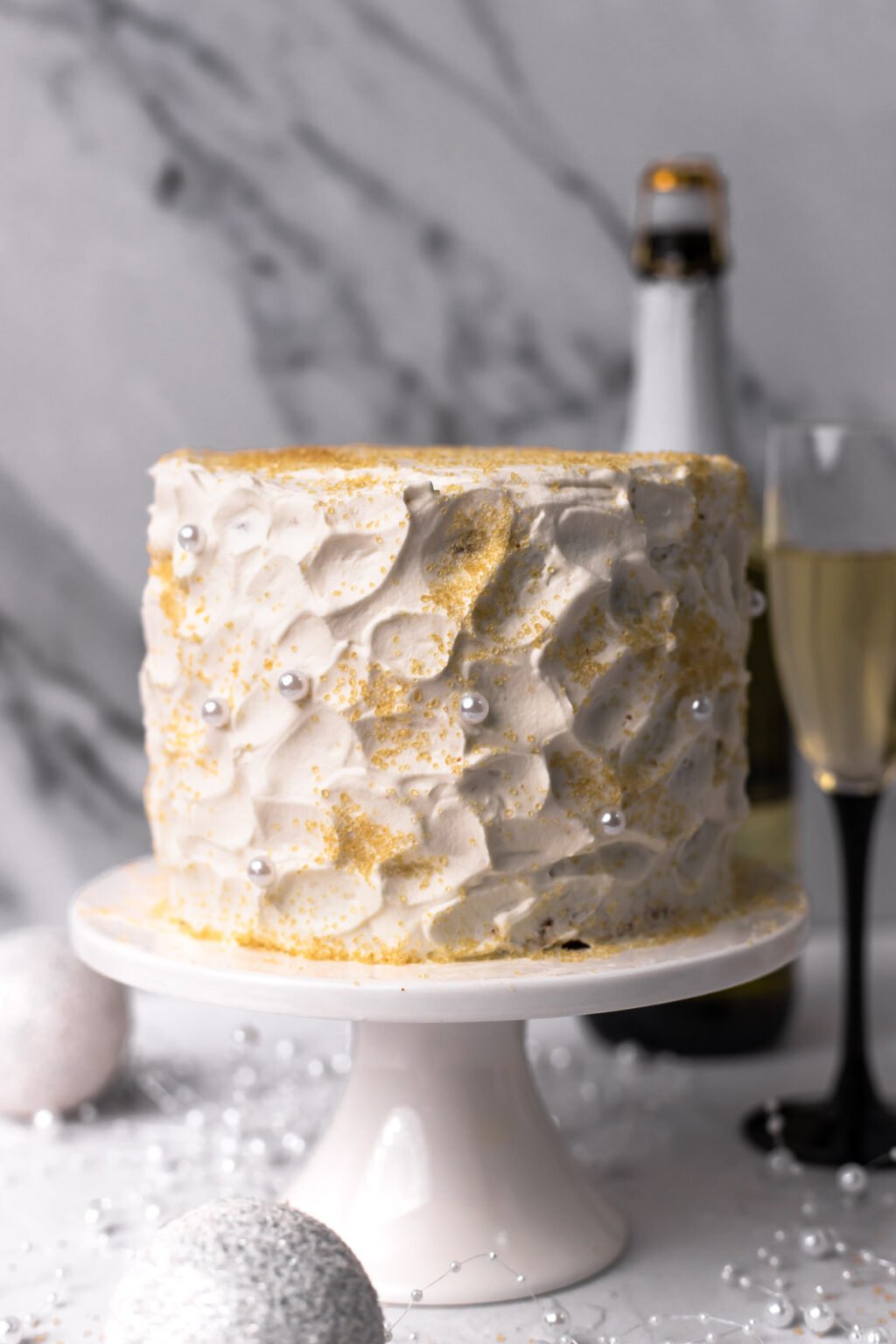 Champagne Cake with Bubbly Frosting - Holiday Food and Fun
